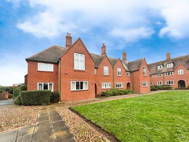 2 Bedroom Apartment Flat