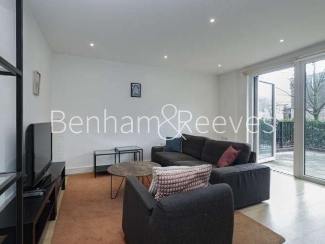 2 Bedroom Apartment Flat