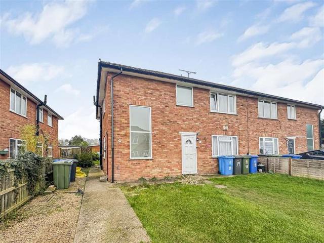 2 Bedroom Apartment Flat
