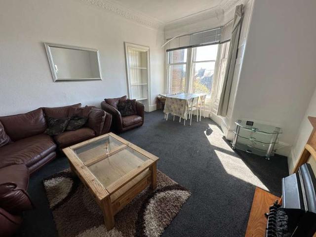 2 Bedroom Apartment Flat