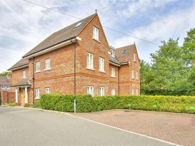 2 Bedroom Apartment Flat