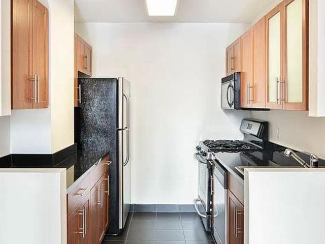 2 Bedroom Apartment for Rent at Maiden Ln #625, New York, NY 10038 Financial District