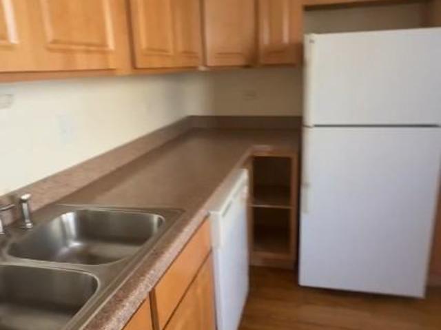 2 Bedroom Apartment for Rent at Malden St & W Montrose Ave, Chicago, IL 60640 Uptown