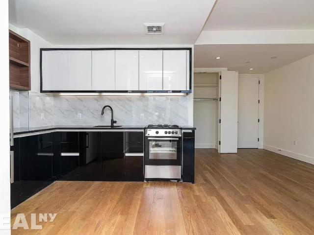 2 Bedroom Apartment for Rent at Ocean Pkwy #5A, New York, NY 11218 Kensington