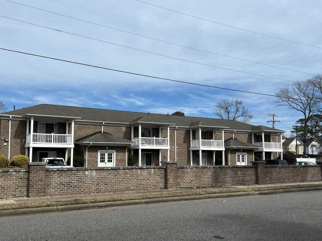 2 Bedroom Apartment for Rent at Brigadoon Drive 4800 101 #01, Virginia Beach, VA 23455 Northwest Virginia Beach