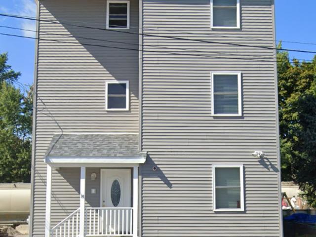 2 Bedroom Apartment for Rent at Dexter St #3, Worcester, MA 01607 North Quinsigamond Village