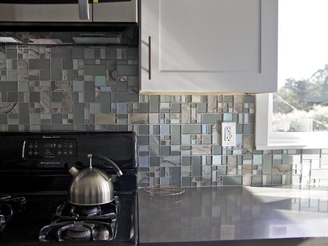 2 Bedroom Apartment for Rent at Roosevelt Way & Park Hill Avenue, San Francisco, CA 94114 Buena Vista/Ashbury Heights