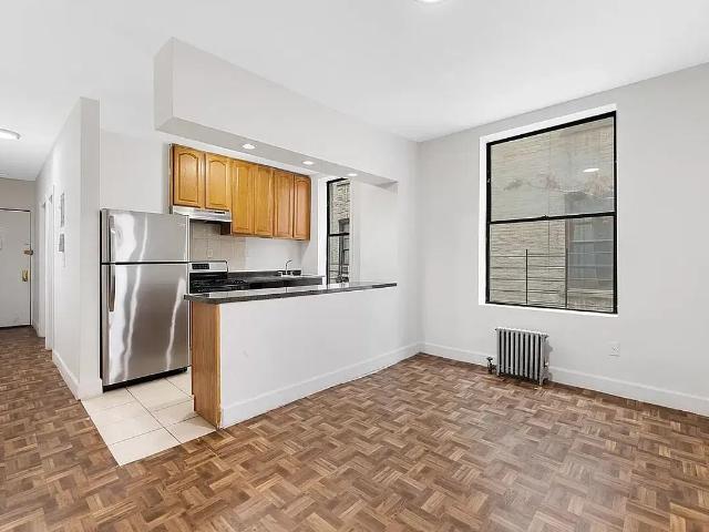 2 Bedroom Apartment for Rent at W 151st St #22, New York, NY 10031 West Harlem