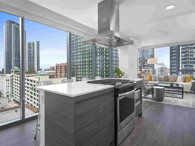 2 Bedroom Apartment for Rent at W Grand & Wells, Chicago, IL 60654 River North