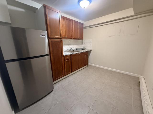 2 Bedroom Apartment for Rent at Willett Ave, New York, NY 10467 Williamsbridge