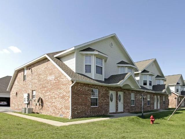 2 Bedroom Apartment for Rent at 1401 W Frosty Dr, Ozark, MO 65721