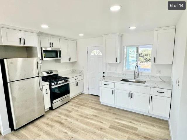 2 Bedroom Apartment for Rent at 1406 Olive St #1406B, Oceanside, CA 92058 East Side Capistrano