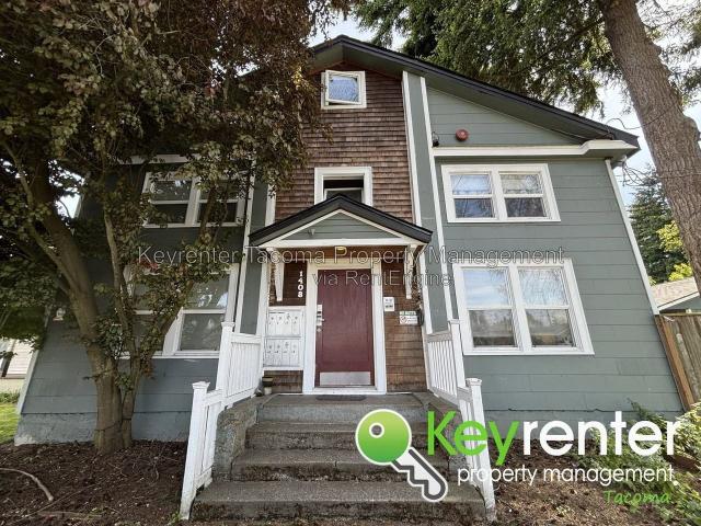 2 Bedroom Apartment for Rent at 1408 S 14th St #6, Tacoma, WA 98405 Central