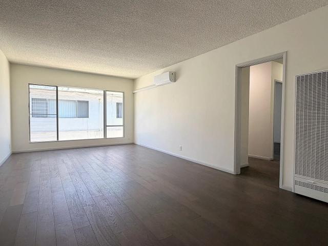 2 Bedroom Apartment for Rent at 1412 S Citrus Ave #13, Fullerton, CA 92833