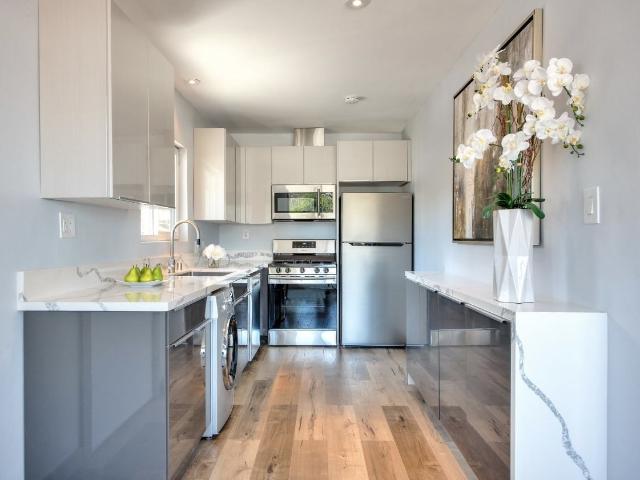 2 Bedroom Apartment for Rent at 141 San Pascual Ave #3, Los Angeles, CA 90042 Highland Park