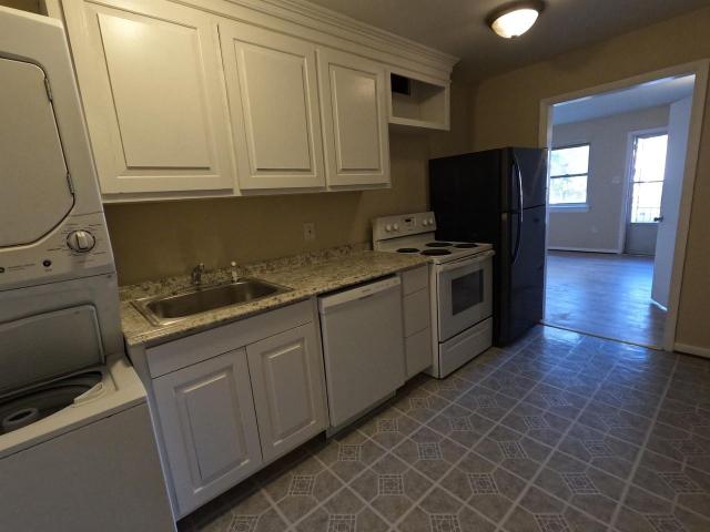 2 Bedroom Apartment for Rent at 1421 W Clay St #1, Richmond, VA 23220 Carver