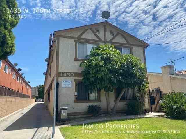 2 Bedroom Apartment for Rent at 1430 W 146th St #E, Gardena, CA 90247 Gardena