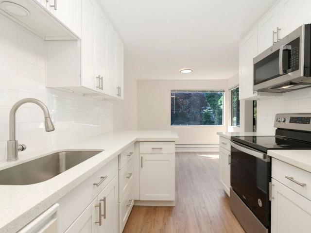 2 Bedroom Apartment for Rent at 1433 Nw 64th St #105, Seattle, WA 98107 West Woodland