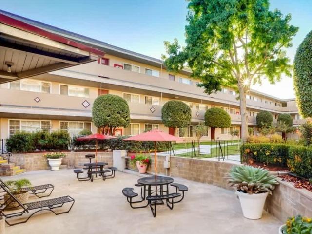 2 Bedroom Apartment for Rent at 14744 Washington Ave, San Leandro, CA 94578 Floresta Gardens Bradrick