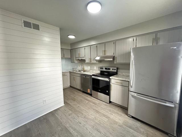 2 Bedroom Apartment for Rent at 1490 Green St, Valdosta, GA 31601