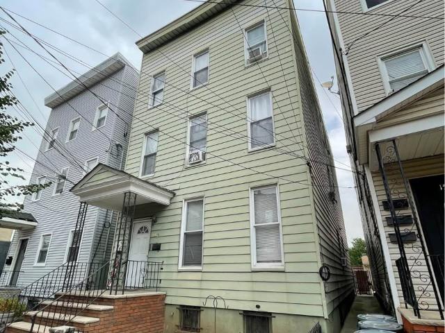 2 Bedroom Apartment for Rent at 153 Ripley Place #3, Elizabeth, NJ 07206