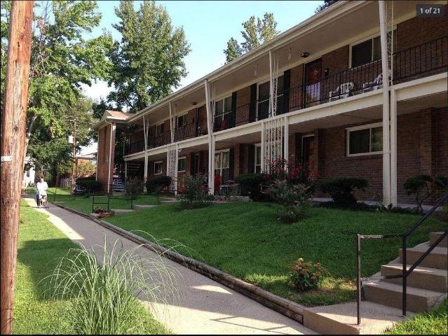 2 Bedroom Apartment for Rent at 1501 Cowling Ave #3, Louisville, KY 40205 Cherokee Seneca