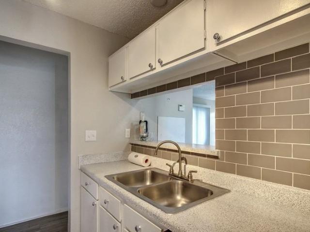 2 Bedroom Apartment for Rent at 1506 Clover Hill Rd #1205, Arlington, TX 76012
