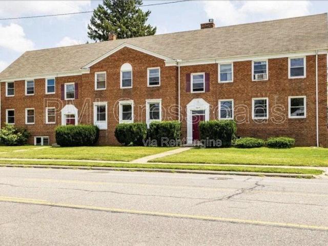 2 Bedroom Apartment for Rent at 15109 Triskett Rd #6, Cleveland, OH 44111 Jefferson