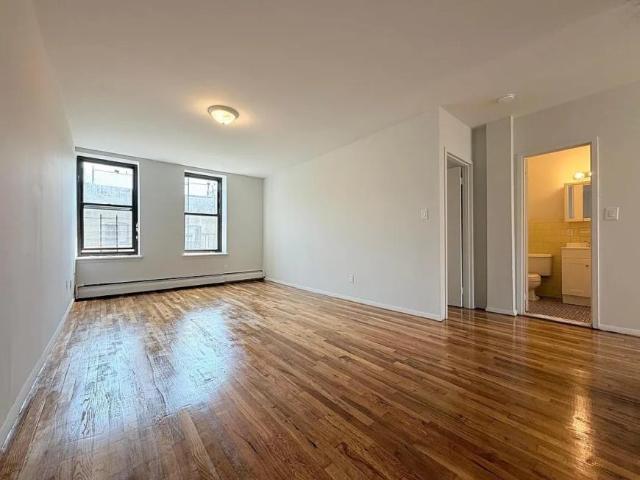 2 Bedroom Apartment for Rent at 152 Parkside Ave, New York, NY 11226 Flatbush