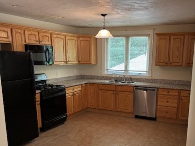 2 Bedroom Apartment for Rent at 15 Baker Ave #15, Norwood, MA 02062