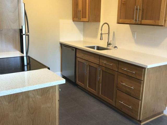 2 Bedroom Apartment for Rent at 1603 Se Taggart St #3, Portland, OR 97202 Hosford Abernethy