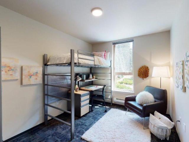 2 Bedroom Apartment for Rent at 16101 Greenwood Ave N, Shoreline, WA 98133