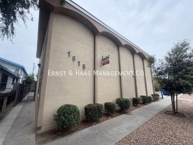 2 Bedroom Apartment for Rent at 1615 Rose Ave #08, Long Beach, CA 90813 Central Long Beach