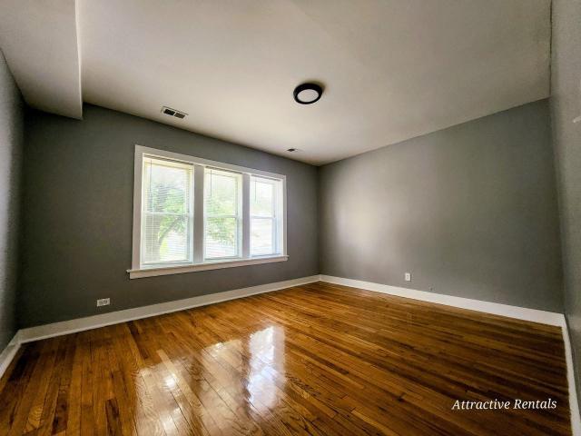 2 Bedroom Apartment for Rent at 1615 W 78th St #1, Chicago, IL 60620 Auburn Gresham