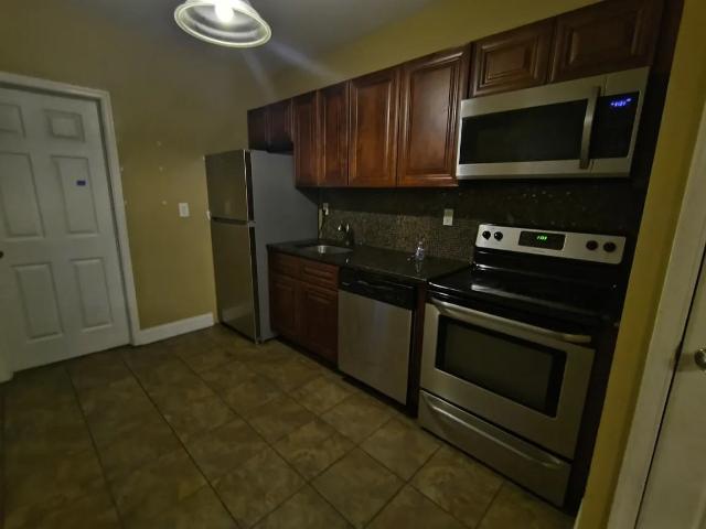 2 Bedroom Apartment for Rent at 1616 W Glenwood Ave #1, Philadelphia, PA 19132 Allegheny West