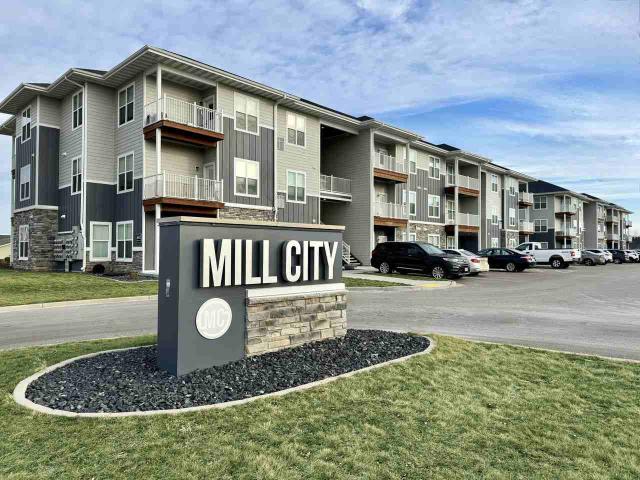 2 Bedroom Apartment for Rent at 1619 Doman Dr, New Richmond, WI 54017
