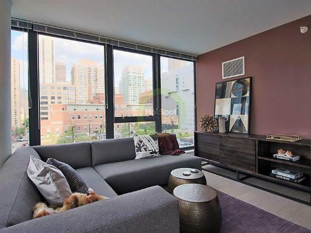 2 Bedroom Apartment for Rent at 165 W Superior St #2 1, Chicago, IL 60654 Near North Side