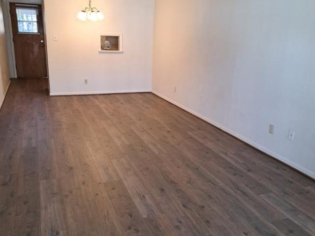 2 Bedroom Apartment for Rent at 1674I 11th Pl S #9, Birmingham, AL 35205 Glen Iris