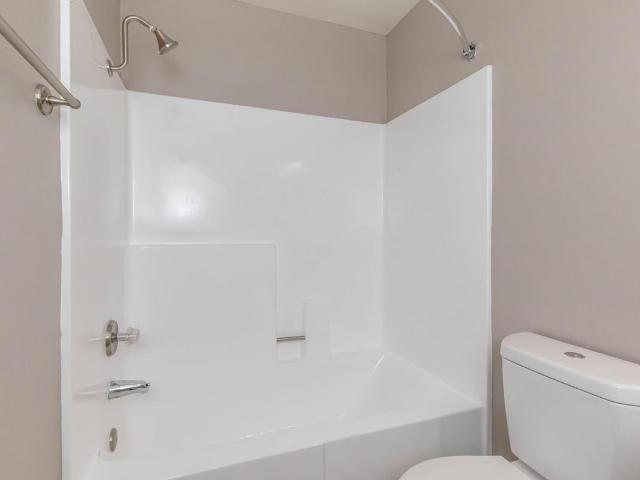 2 Bedroom Apartment for Rent at 1675 E G St, Ontario, CA 91764