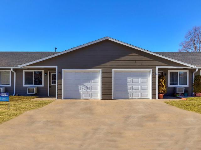 2 Bedroom Apartment for Rent at 1676 S 15th Ave W, Newton, IA 50208