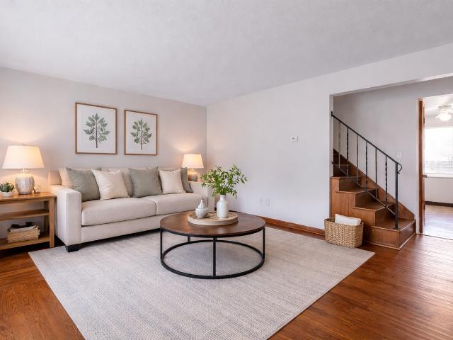 2 Bedroom Apartment for Rent at 1699 Lonsdale Rd #1707, Columbus, OH 43232 Pine Hills