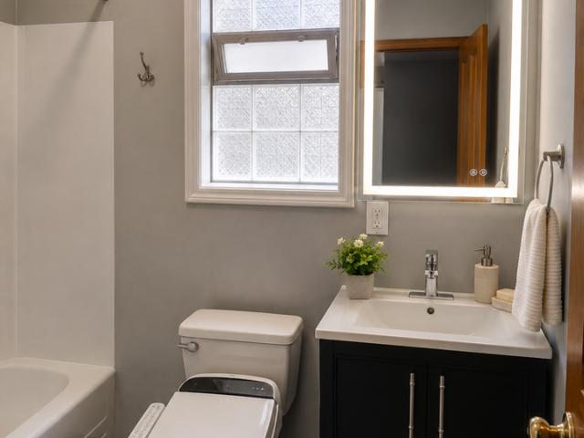 2 Bedroom Apartment for Rent at 169 Grote St #U, Buffalo, NY 14207 Black Rock