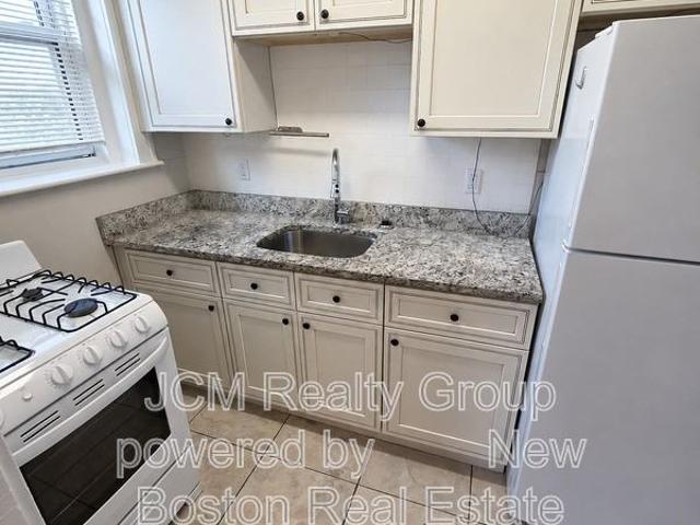 2 Bedroom Apartment for Rent at 16 Newhall St #43, Lynn, MA 01902