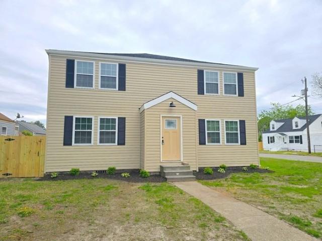 2 Bedroom Apartment for Rent at 16 Gillis Rd #B, Portsmouth, VA 23702