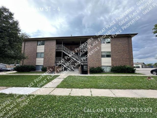 2 Bedroom Apartment for Rent at 1701 Burnham St #4, Lincoln, NE 68502 Indian Village