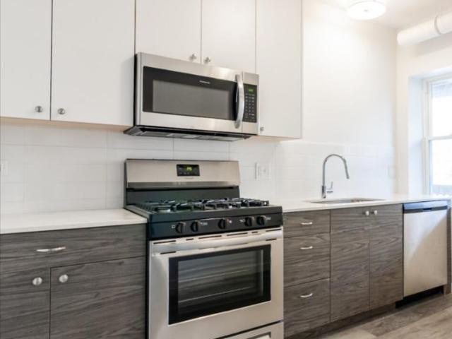 2 Bedroom Apartment for Rent at 1704 W Glenlake Ave #1706 2, Chicago, IL 60660 Edgewater