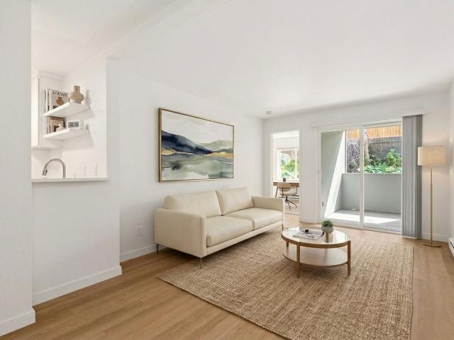 2 Bedroom Apartment for Rent at 1718 Melrose Ave #112, Seattle, WA 98122 Broadway