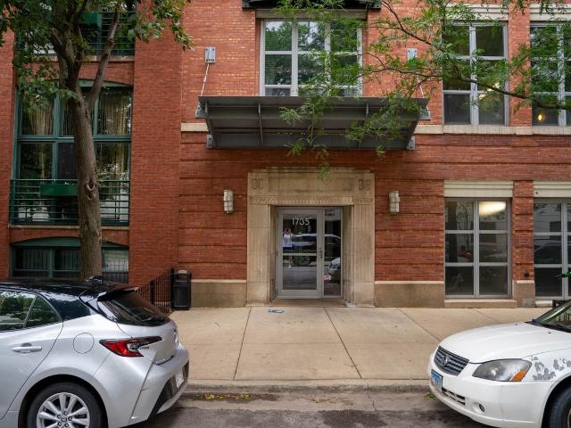 2 Bedroom Apartment for Rent at 1735 N Paulina St #318, Chicago, IL 60622 West Town