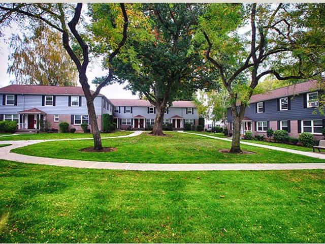 2 Bedroom Apartment for Rent at 1792 Sw Marlow Ave #20, Cedar Hills, OR 97225 Cedar Hills Cedar Mill North