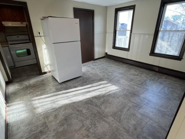 2 Bedroom Apartment for Rent at 17 Jewel Ave #17, Attleboro, MA 02703